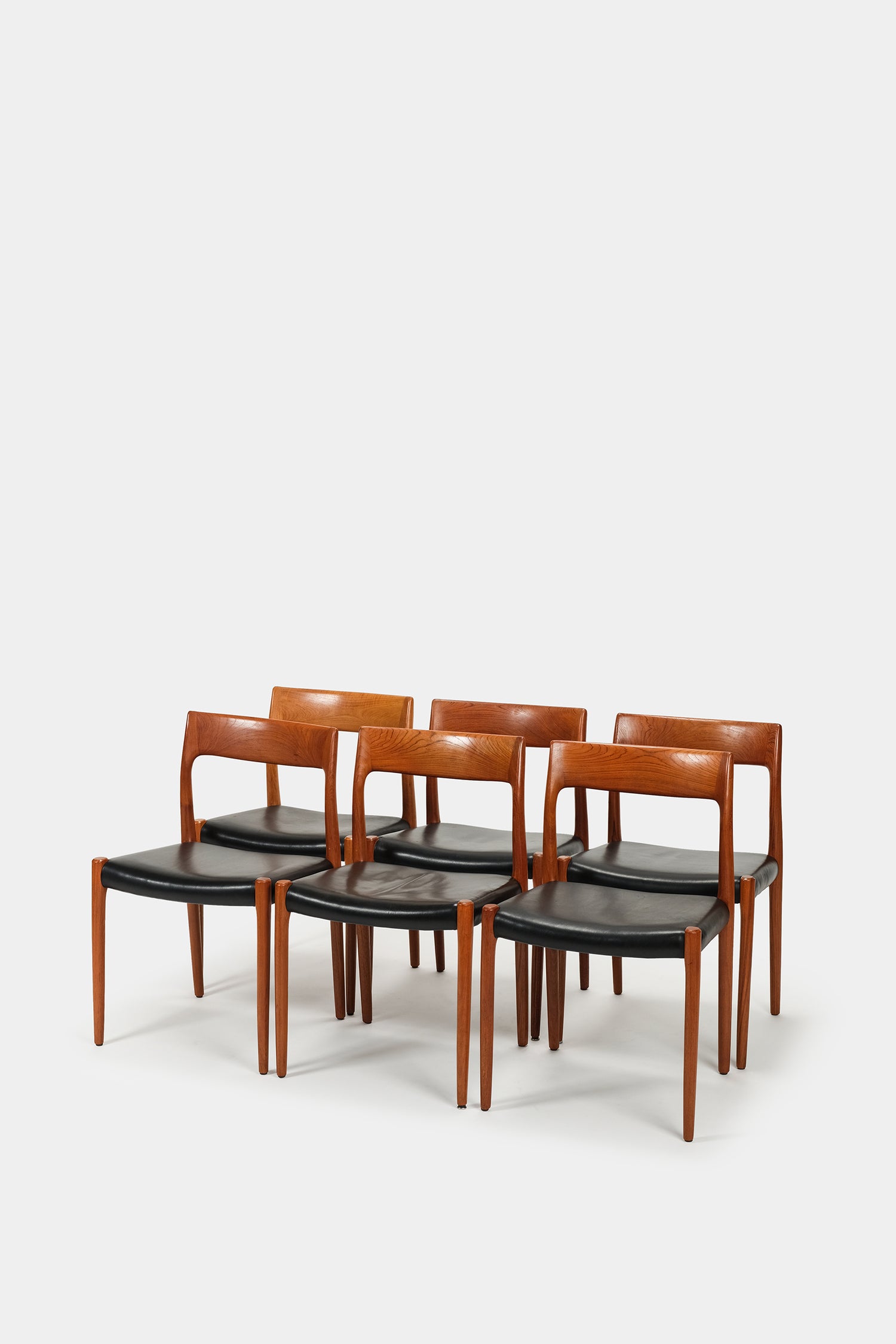 12 Nils Moeller Nr 77 Leder Teak Dänemark 60er