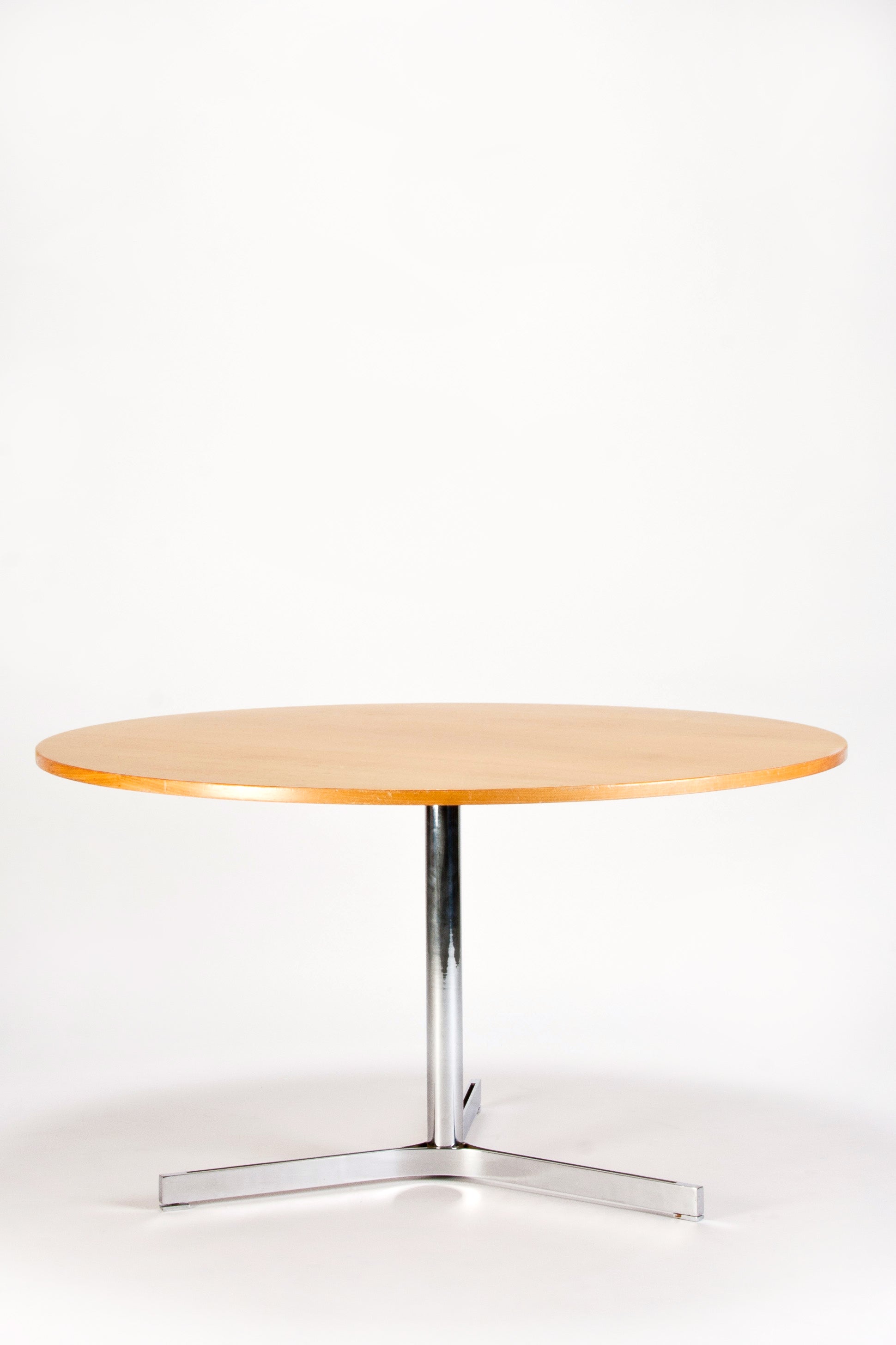 Toni Bee Wohnbedarf Esstisch von Toni Bee - okay art